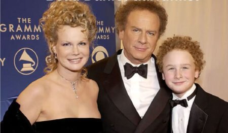 Meet Beau Daniel Garfunkel: Everything About Art Garfunkel Son - Walker ...